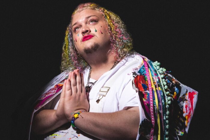 TALK: THE SINGLE “RUNAWAY TO MARS” - The Garnette Report