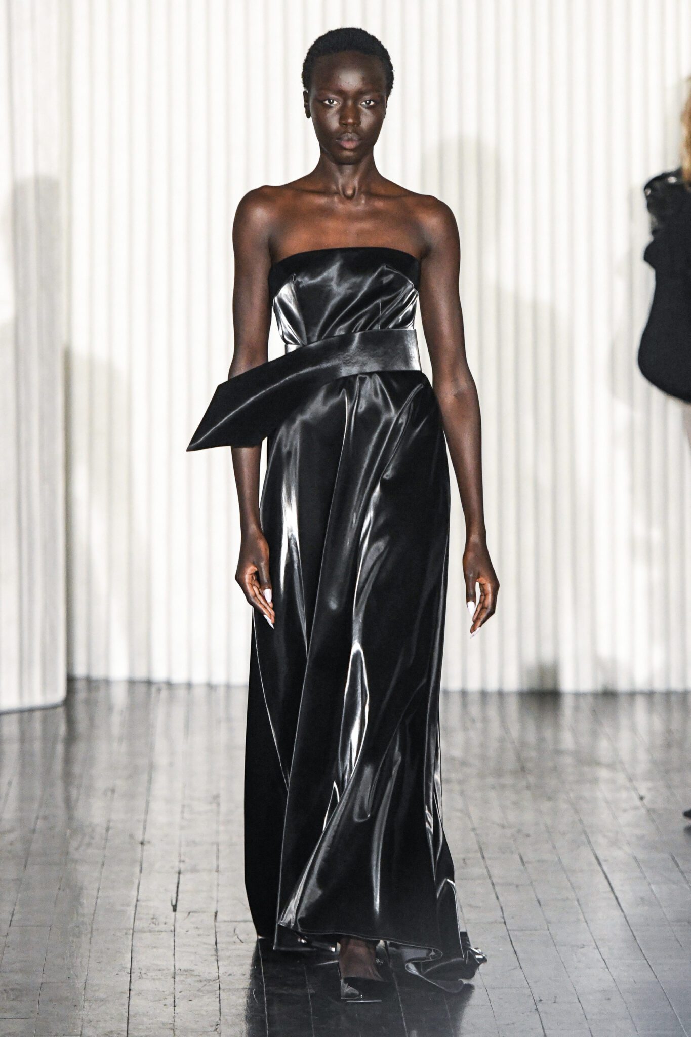 Kate Barton S/S 2025 Runway Show - The Garnette Report