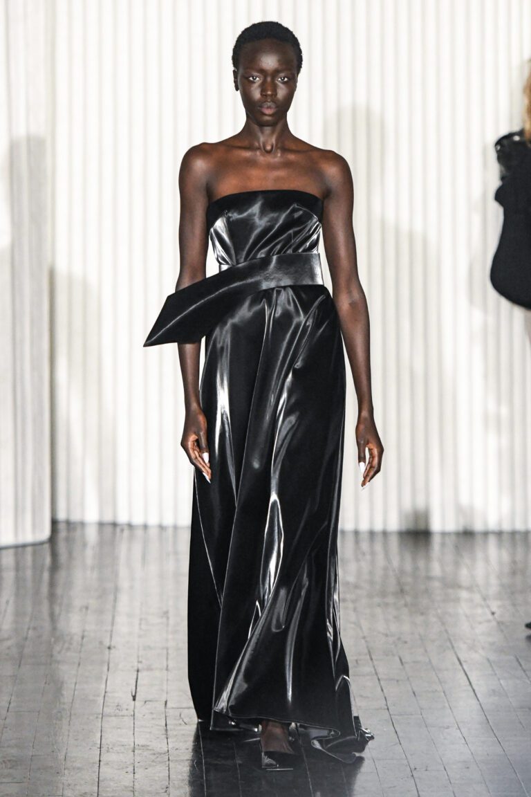 Kate Barton S/S 2025 Runway Show - The Garnette Report