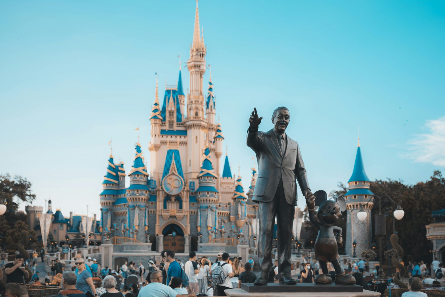 Musicians That Began As Disney Stars - The Garnette Report